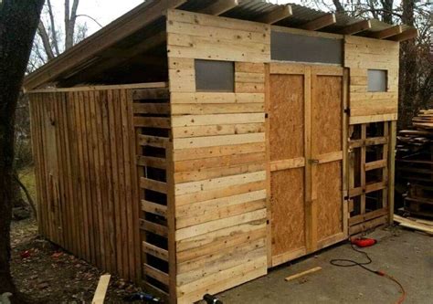 38 Diy Pallet Shed Plans For Storage And Shelter Epic Saw Guy
