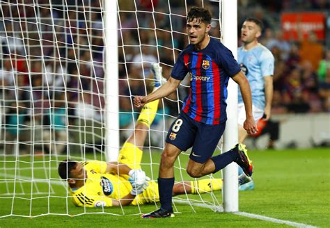 Barcelona Trở Lại Ngôi đầu Bảng La Liga Trước Trận Siêu Kinh điển Báo
