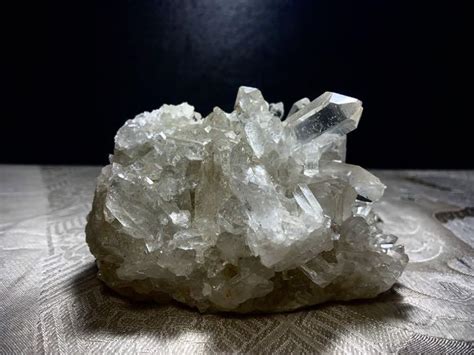 水晶クラスター 560g クォーツ パワーストーン 鉱物 浄化 風水 水石 メルカリ