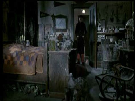 la chose de la famille Addams Vidéo Dailymotion