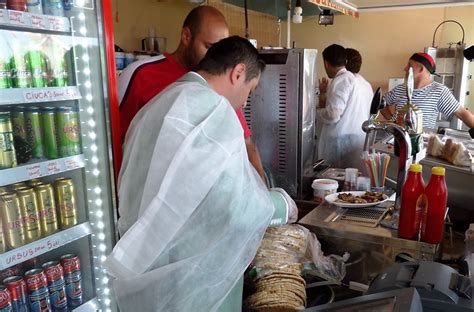 Inspectorii sanitari veterinari şi pentru siguranţa alimentelor au