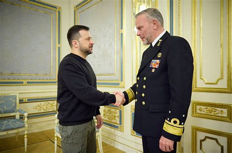 ယူကရိန်းကို စစ်ရေးအကူအညီ အမြန်ပေးရန် Nato တောင်းဆို