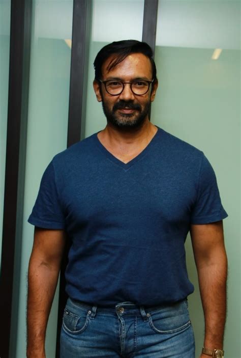 பிரபல வில்லன் நடிகர் எஸ்ஏஅசோகனின் மகன் இவர் தானா இவரும் இப்போ