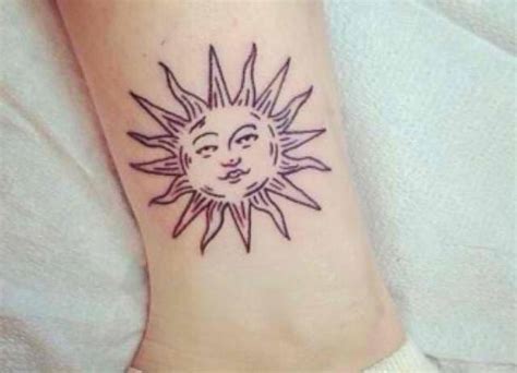 Tatuaggi Dedicati Al Sole