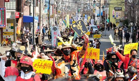 大東市3月4日のみよしの日に開催された第7回三好長慶公 武者行列in大東総勢140人の武者の練り歩きは圧巻でした 号外