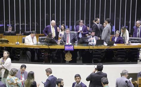 Deputados vão abrir mão de das emendas parlamentares para prevenir desastres o eco