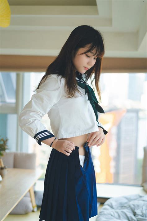 ボード女の子のピン