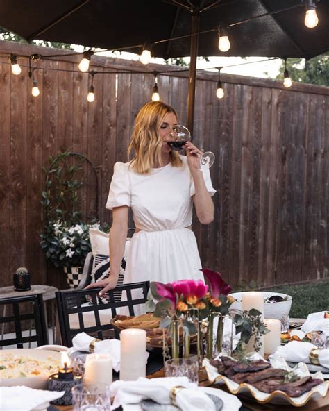 One Small Blonde Dallas Fashion Blogger Dallas Fashion Blog By