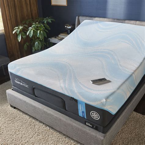 Tempur Pedic Tempur Proadapt® Medium Hybrid Mattress 20 · Mattress