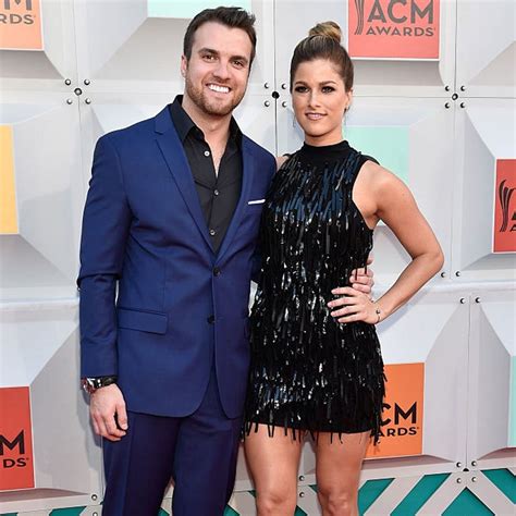 Cassadee Popes Engagement See Her Dazzling Ring Brit Co