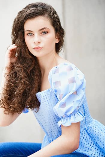 Chloe R Rare Quality Models And Talent