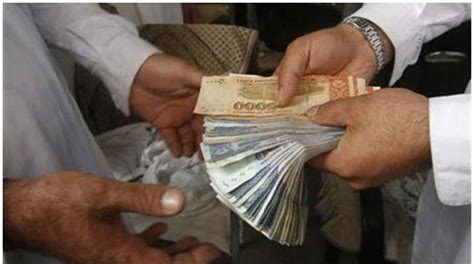 Pakistani Rupee Falls To Yet Another Historic Low Against Us Dollar