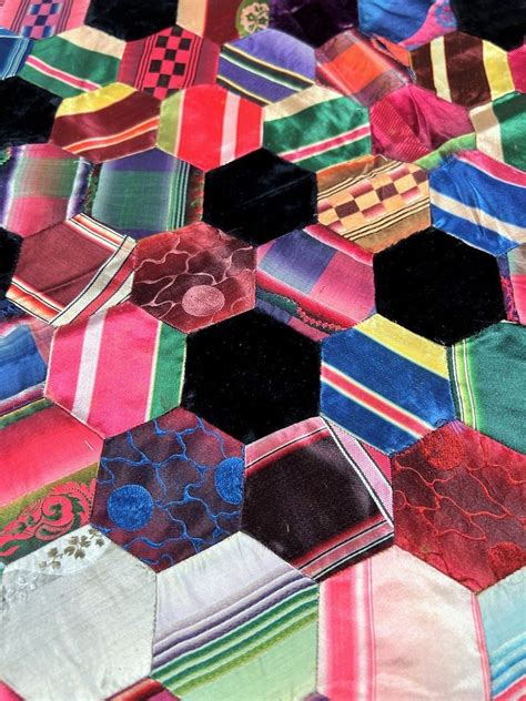 Proantic Rare Hexagon Shaped Silk Patchwork England Circa 1860 1890