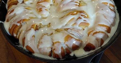 Cinimmon Roll In 10inch The Ci R Castiron