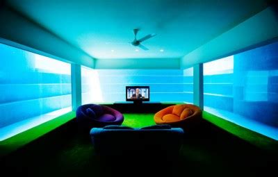 Environmentally Friendly Modern Tropical House In Singapore