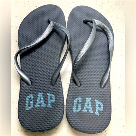 Gap Shoes Gap Flip Flops Slip On Basic Rubber Beach Sandals Size 7