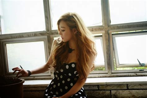 Tts Girls Generation Holler Pop Reviews Now
