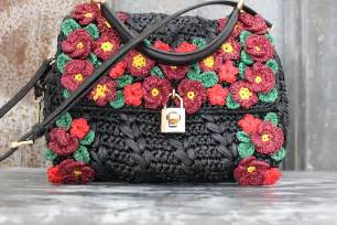 Arriba 32 Imagen Dolce Gabbana Flower Bag Abzlocal Mx