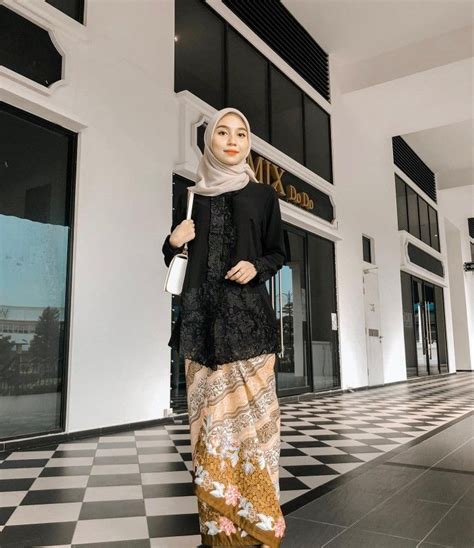 Épinglé Par Amirah Nadhilah Sur Fashion Femme