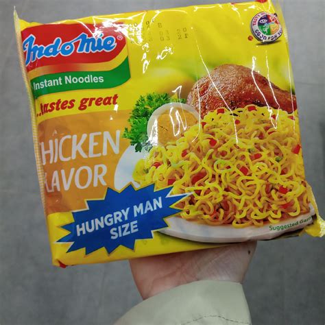 Supersupergirls Food Reviews Indomie Hungry Man Size Instant Noodles