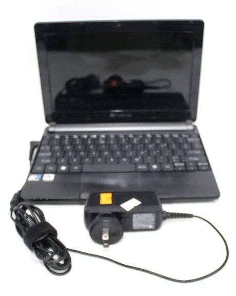 Gateway LT2802u Class Netbook Running Windows 7 Consigner Reports It Is Working See