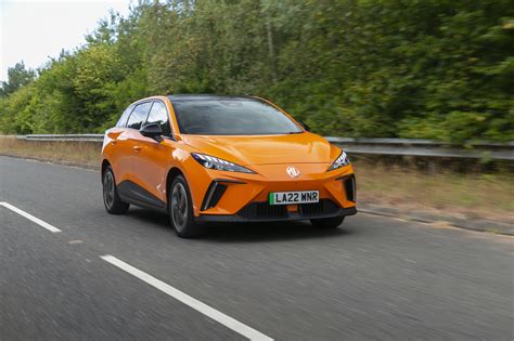 Mg4 Ev Colours Free And Paid Options Carwow