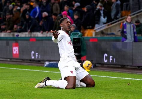 Kobbie Mainoo Scores Winner In Man Uniteds Seven Goal Thriller Against