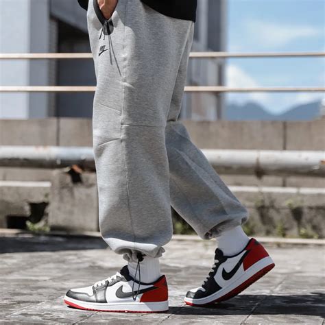 Nike Sportswear Tech Fleece Sweatpants Fb8013 Hyped