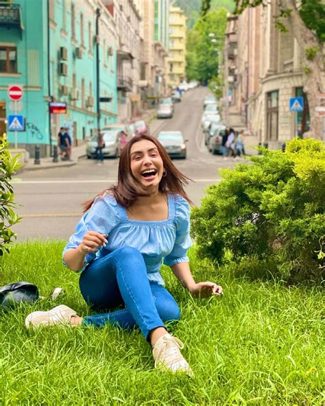 Maira Khan Beautiful Pictures From Georgia Reviewitpk