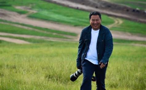 Сайд асан М Зоригт сүнстэй хамт зургаа авахуулжээ