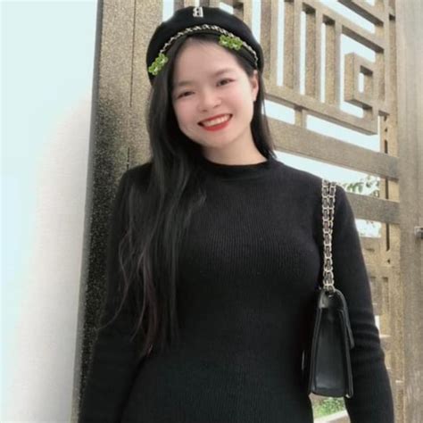 ⏱️ ⌚ঘড়ি যেহেতু পড়বেন একটি আকর্ষণীয় প্রিমিয়াম ঘড়ি পড়ুন। সময় দেখার পাশাপাশি স্টাইলিশ ও হয়ে