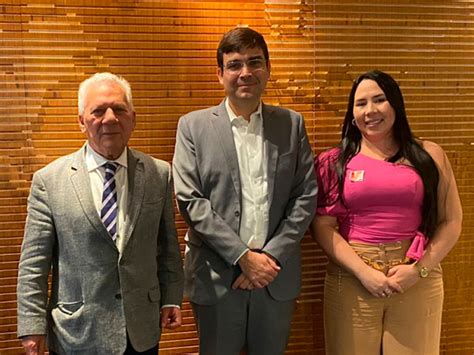 Zé Aldemir E Secretária São Recebidos Em Brasília Por Representante De