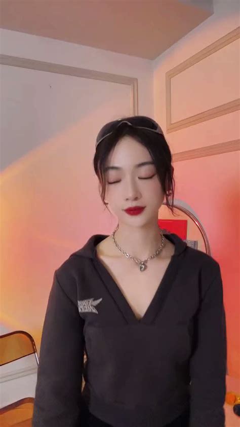 cdrama tweets on Twitter RT wujinyanarchive WuJinyan douyin update 吴谨言