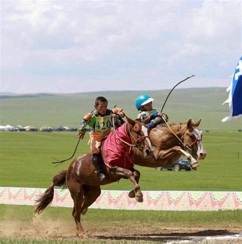 Хөвсгөлийн 2025 07 13 Ням гараг БИЛГИЙН ТООЛЛЫН 18 Наран ургах шингэх 05 07 20 49 Үс