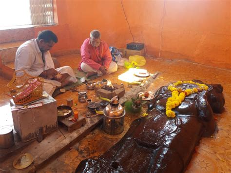 इस गांव में बस एक ही भगवान हैदशानन रावण को पूजे बिना नहीं कर सकते