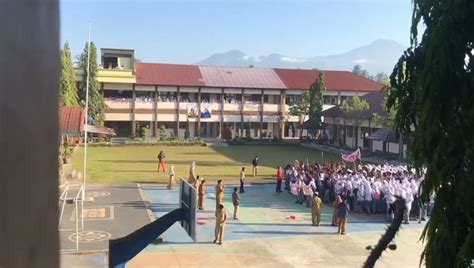 2 Wakasek Dicopot Usai Demo Ratusan Siswa Sman 1 Masbagik