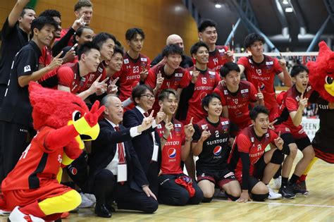 世界一を決めよう。サントリーサンバーズが臨む世界クラブ選手権の見どころは？ 鳥人たちの競演にも注目 月バレcom【月刊バレーボール】