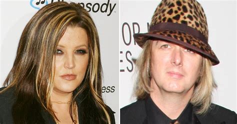 Lisa Marie Presleys Ex Accuses Her Of Putting Him 1 Million In Debt