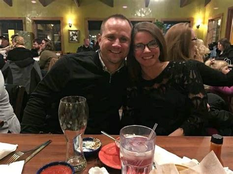 КНИГОХОЛИЧАРИ Зошто немажена жена се смета полоша и од болест На дваесет и седумгодишна