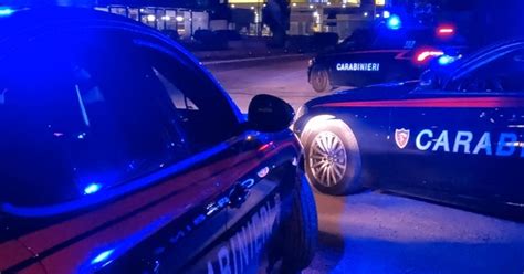 Sotto Alcool E Stupefacenti Ferisce Poliziotto Con Taglierino Bloccato