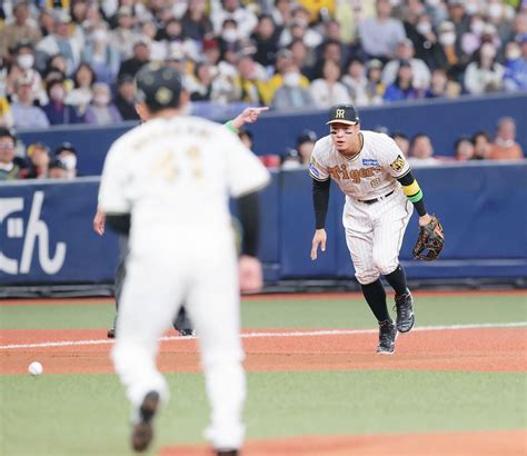【阪神】佐藤輝明、初回の適時失策を猛省「（捕れば）ゲッツーだったので、何とかしたかった」 スポーツ報知
