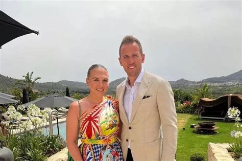 Wayne Rooney Spiked Me With Viagra Before Training Claims Former