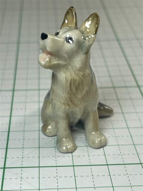 Yahooオークション 新品 シェパード イヌ いぬ 犬 陶器 置物
