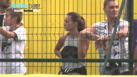 Plovdivderbytv Мис мокра фланелка в агитката на Славия Youtube