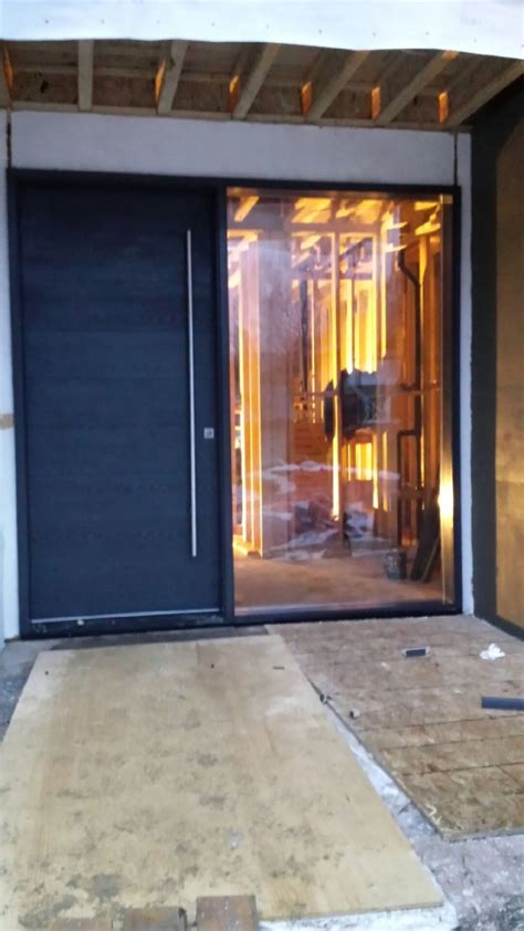 Rustic Exterior Modern Fiberglass Door With Big Clear Side Lite And