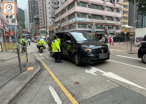 長沙灣老婦捱客貨車撞 擦損頭及腳送院｜即時新聞｜港澳｜oncc東網
