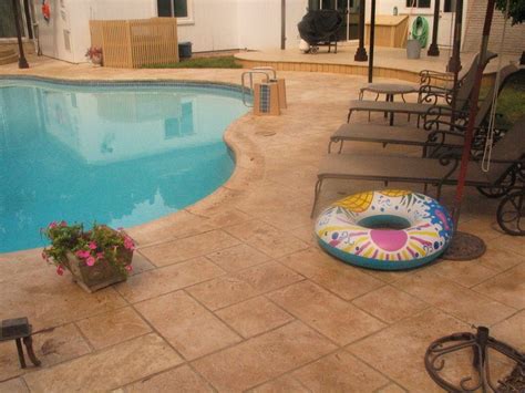 5 Reasons Sealing Concrete Pool Deck Is Important