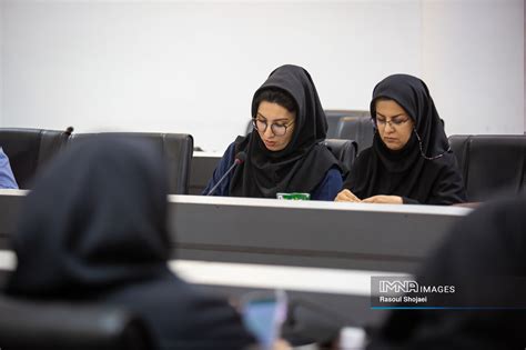 ایمنا نشست خبری معاون و مدیران خدمات شهری شهرداری اصفهان