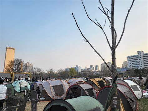 𝒥𝒜 on Twitter RT hourjinnie Wow Theres a crowd camping at the JIN