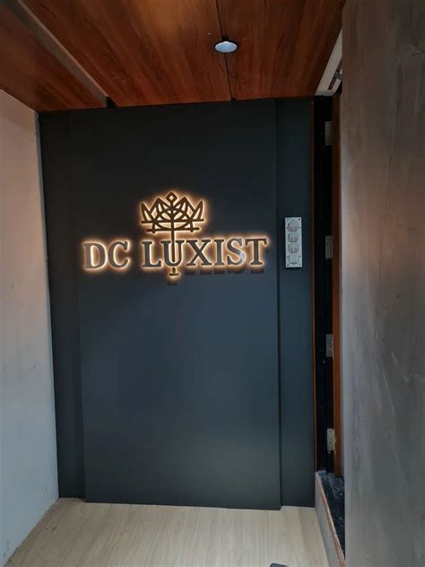 Acrylic And Ss Led Stainless Steel Signage Letter Packaging Type Box